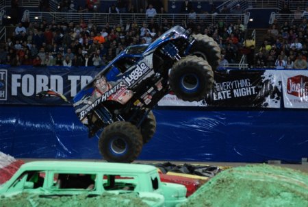 Bounty Hunter monster truck - AllMonster.com - Where Monsters Are What ...