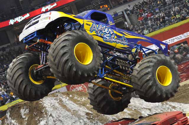 Milwaukee, Wisconsin - Monster Jam Freestyle Mania - January 14, 2011 ...