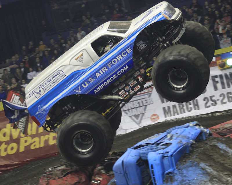 Rosemont, Illinois - Monster Jam - February 11, 2011 - AllMonster.com ...