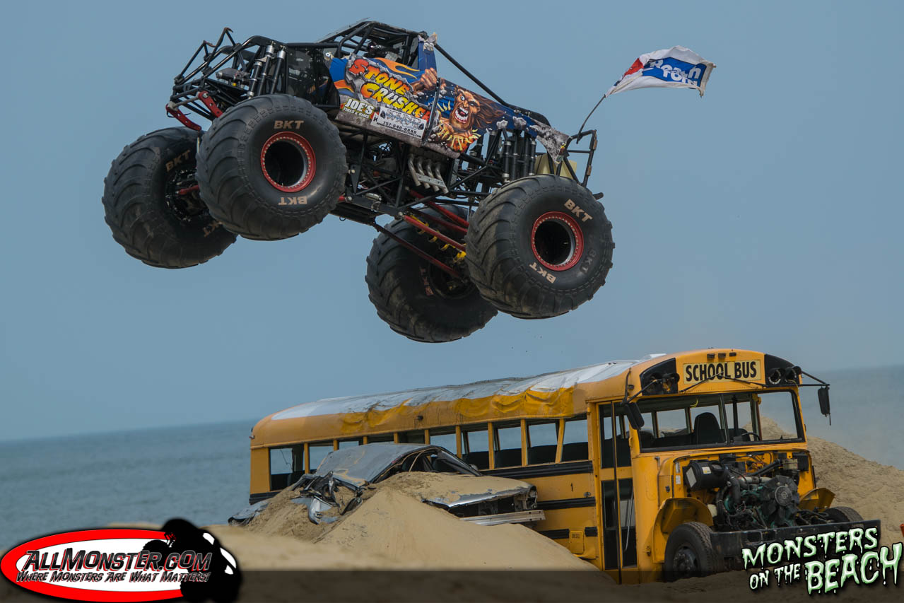 Monster Truck Photos - AllMonster.com - Monster Truck Photo Gallery