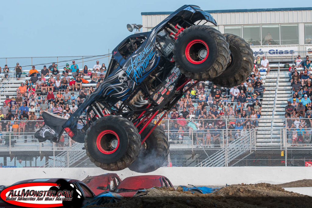Monster Truck Photos - AllMonster.com - Monster Truck Photo Gallery